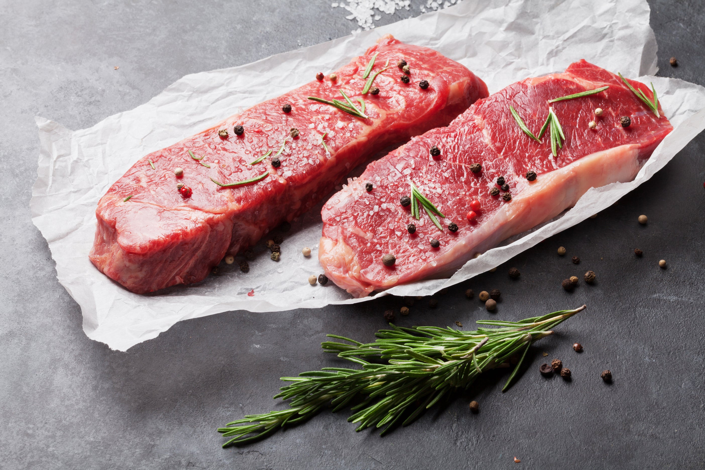 Grassfed Reserve Striploin Steaks for 4 – La Carne Premium Meat